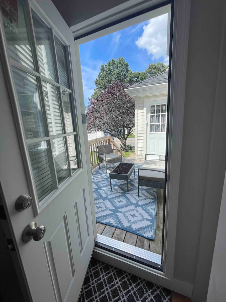 Small Studio In Quiet Area - Boston, MA