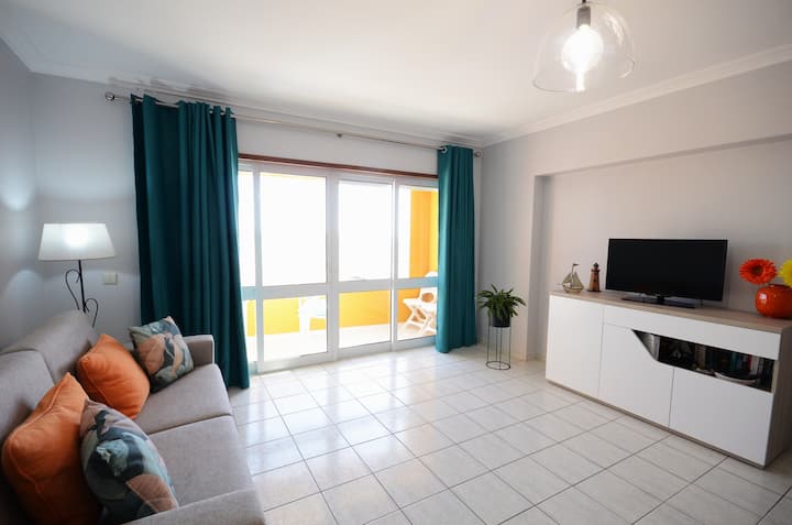 Cosy, Sunny Flat At Beach Front! - Armação de Pêra