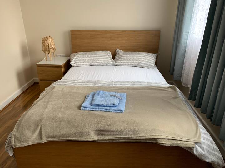 Feltham Holiday Rentals & Homes - England, United Kingdom | Airbnb