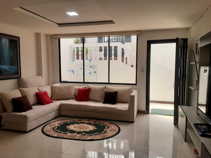 Departamento Pequeño Muy Cómodo - Loja