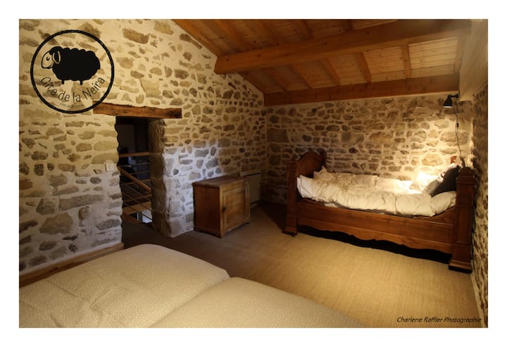 Gîte De La Neira, Maison En Toscane Auvergnate - Lezoux