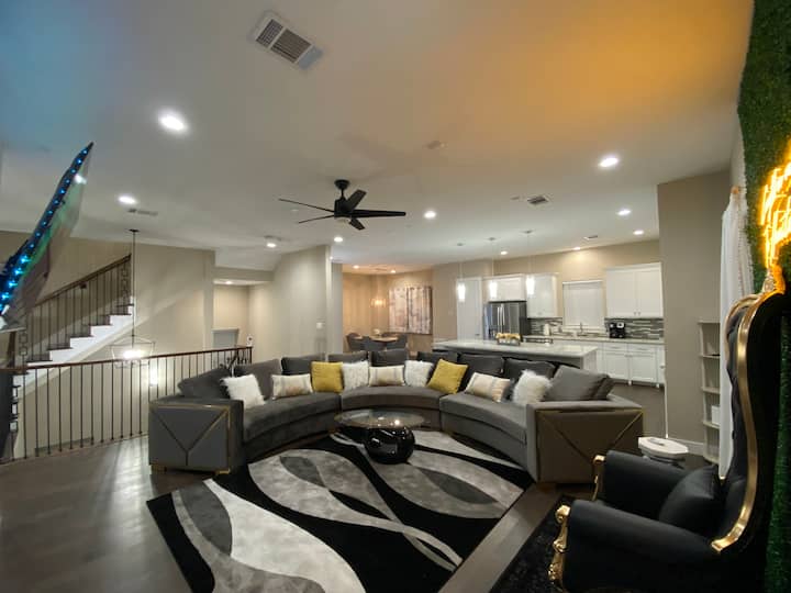 (Near Nrg/rodeo) Caught A Vibe In Houston -Hot Tub - Houston, TX