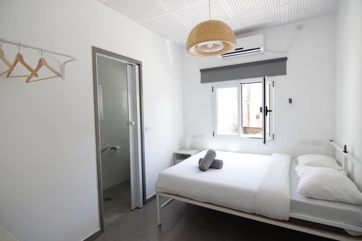 Double/twin,private Ensuit, - Tel Aviv