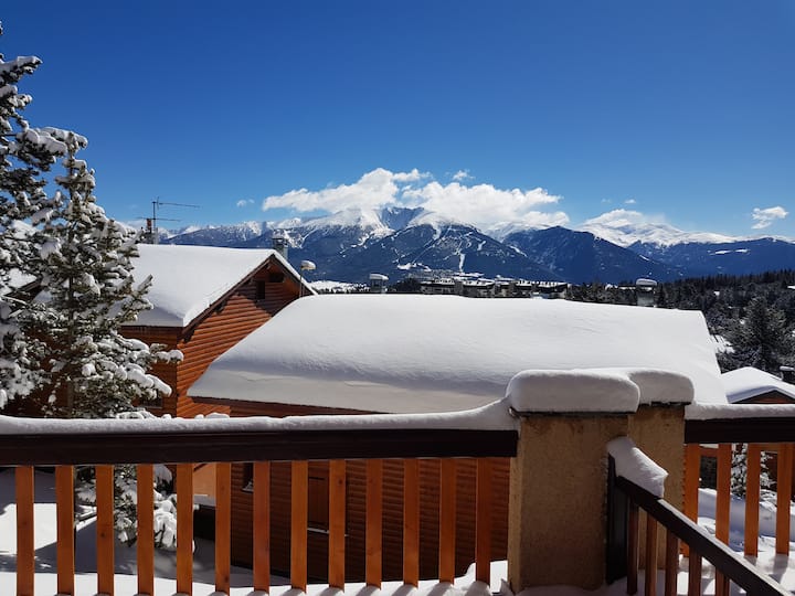 T2 Cabine Avec Grande Terrasse à Pyrénées 2000. - Bolquère