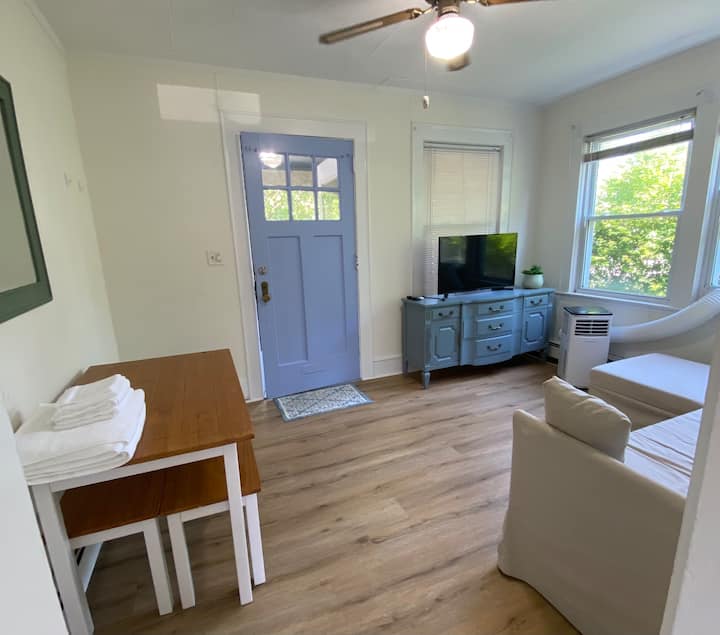 One Block From The Beach! One Bedroom Apartment - Belmar, NJ