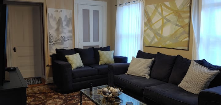 Lovely Upper 2 Br Uofr/strong Memorial/highland - Rochester, NY