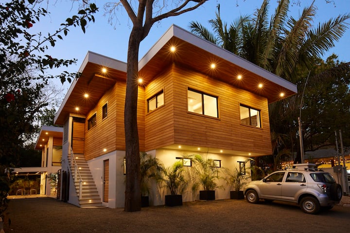 Location, Location. Studio Apt #1 Is Walking Distance To Shops, Gym, Surf And Yo - Nosara