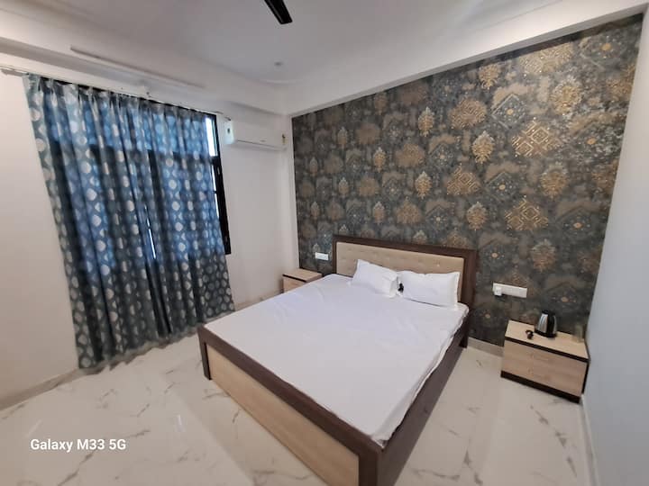 Relax Home Stay Spacious Appartment - Udaipur