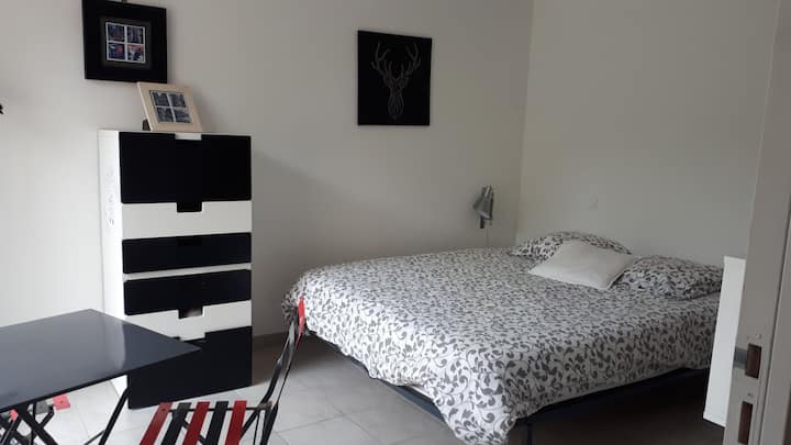 Chambre à Louer Sur La Côte De Granite Rose - Trégastel