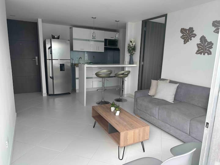 Apartamento Con Hermosa Vista En El Poblado - Medellín, Colombia