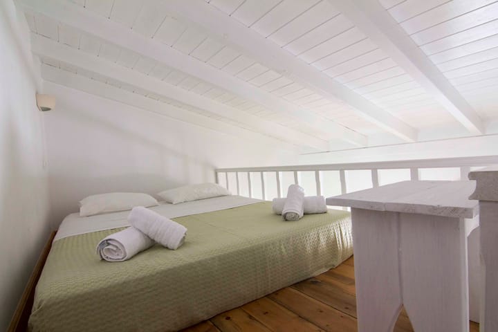 Aegli Apartments WHITE - Apartments for Rent in Symi, Egeo, Greece - Airbnb