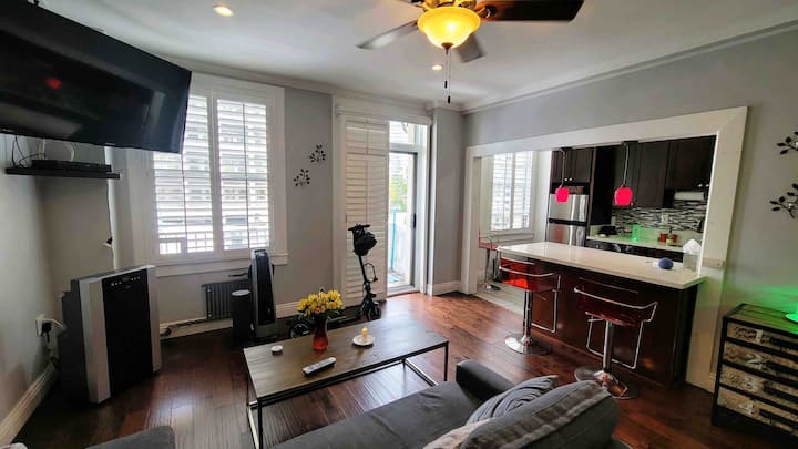Fantastic Sea View Apartment In Historic Building With Free Parking - Carson