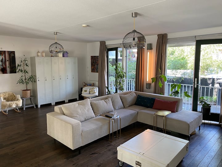Spacious & Hip Split Level Home Near Vondelpark - 