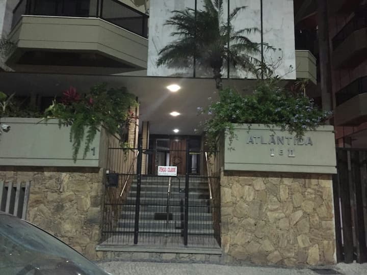 Apartamento A 300m Da Praia Do Forte - Cabo Frio