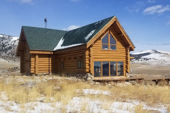 7 Best Cabin Rentals In Centennial, Wyoming - Updated 2024 | Trip101