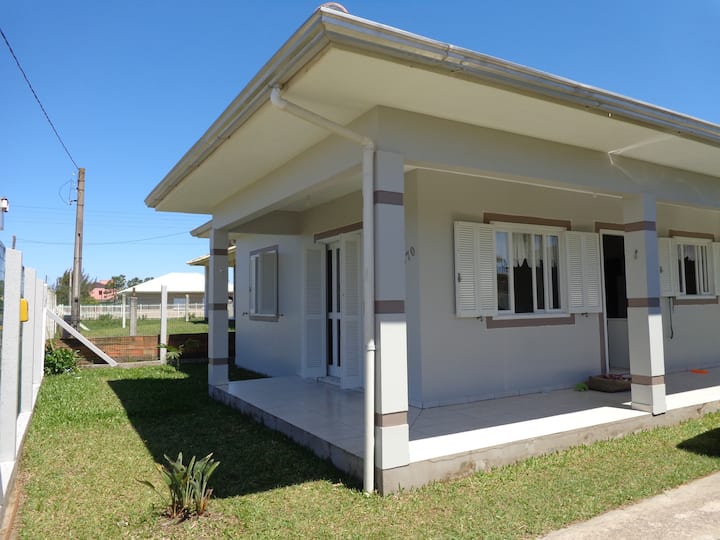Excelente Casa Arroio Do Sal 4 Quartos - Arroio do Sal