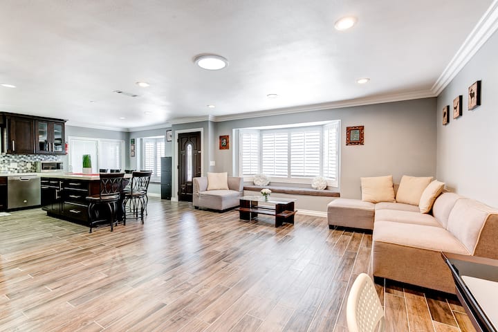 5br/4ba - Great For Travel Nurse, Uci/choc 30+ Day - Garden Grove
