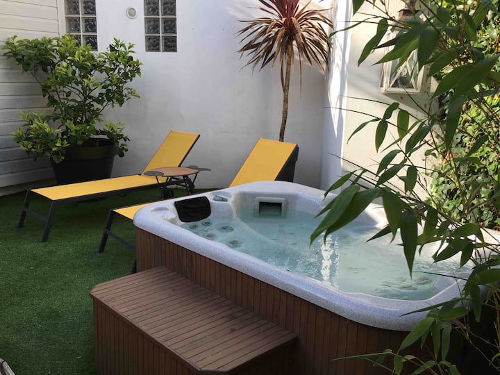 Maisonnette De Pécheurs, Dans Notre Jardin - Le Croisic