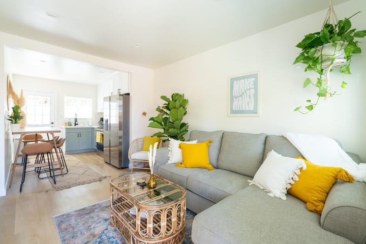 Modern Boho Apt | Walk To Beach & Pier | Private P - Bermuda Beach, CA