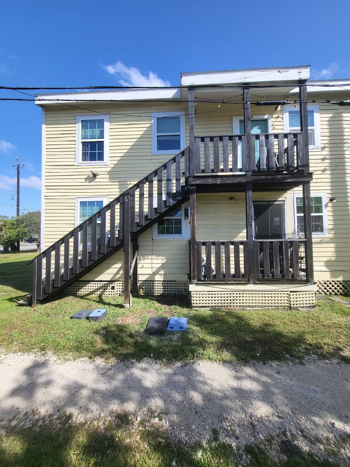 Pelican's Perch-cozy 3 Bed/2bath Upstairs Unit - 加爾維斯敦