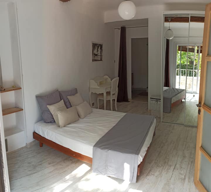 Maison De Village Au Calme - Venelles