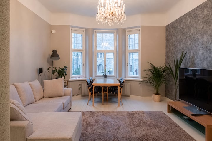 Rest Designer Studio With Loft And Unique View - Helsinki