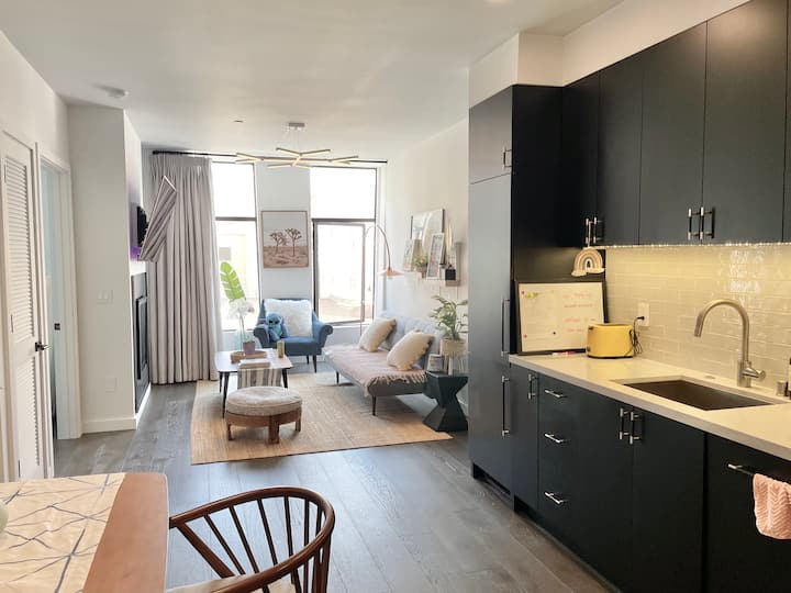 Modern Soma Living – Walkable & Central! - San Francisco, CA