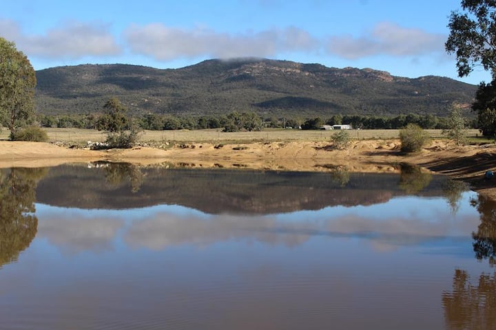 Jinchilla Farm (Halls Gap) - Halls Gap