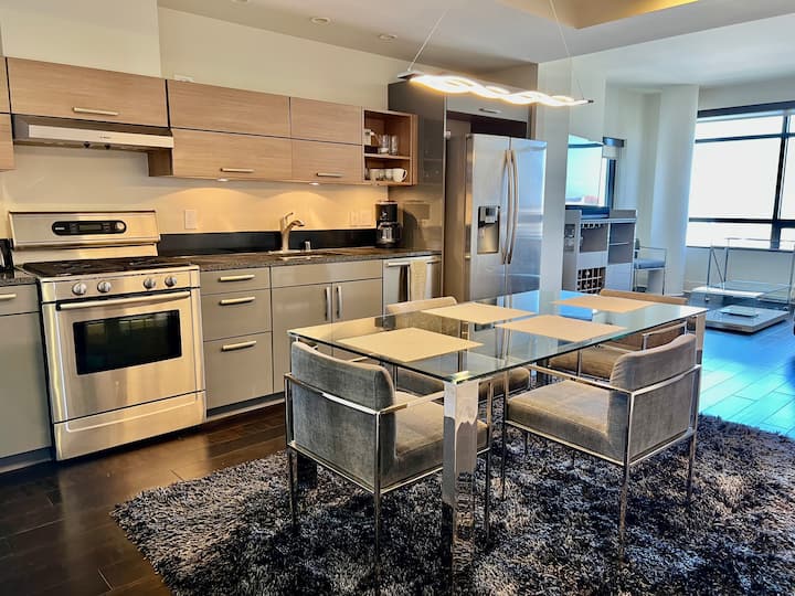 Luxury At The 88 - San Jose, CA