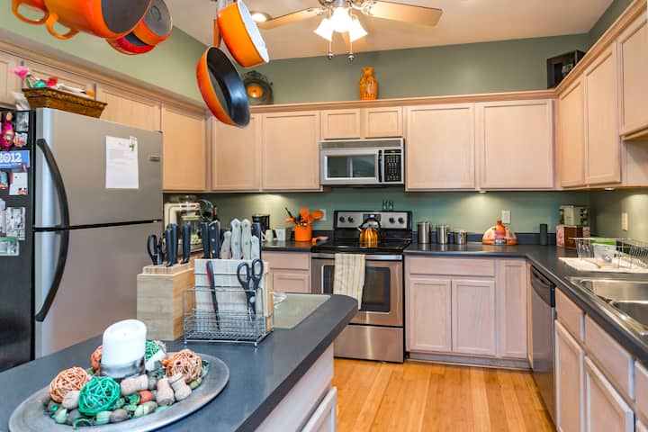 Private 2br Suite Near Downtown ❤️ - Nashville, TN