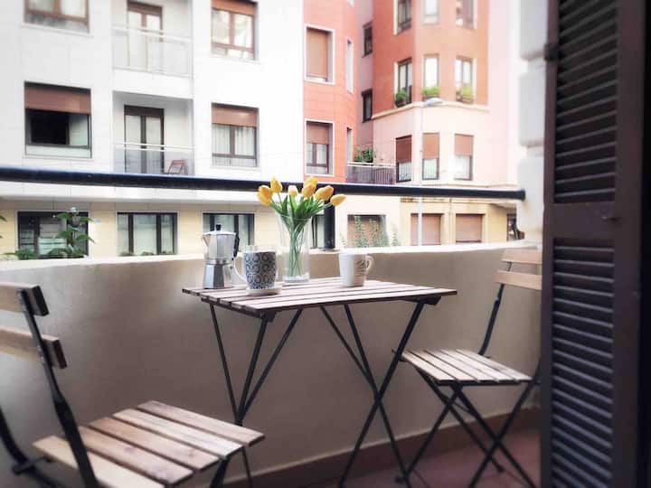 Gros Apartment Next To The Beach (5 Min Walking) - Donostia-San Sebastian