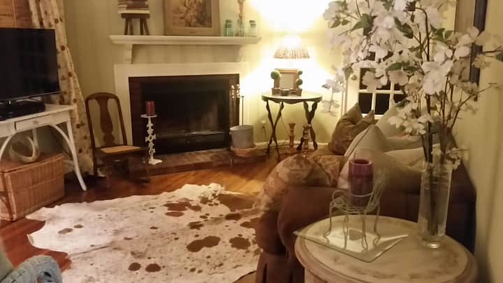 Country/retreat/cottage!close To Nashville! Relax! - Montgomery state park, Burns