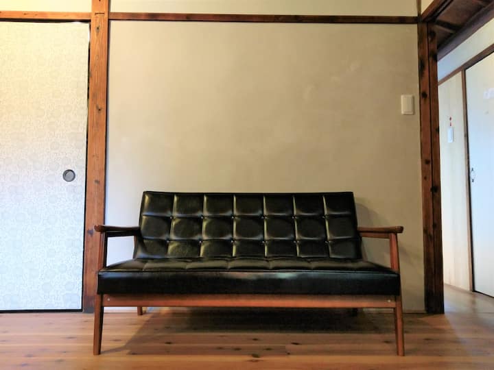 【10畳和室＋バルコニー】 京都 平安神宮近く。古民家ゲストハウスこばこ（定員2名様） - Kyoto