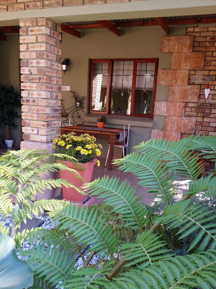 Citrus Lane Guesthouse - Muldersdrift