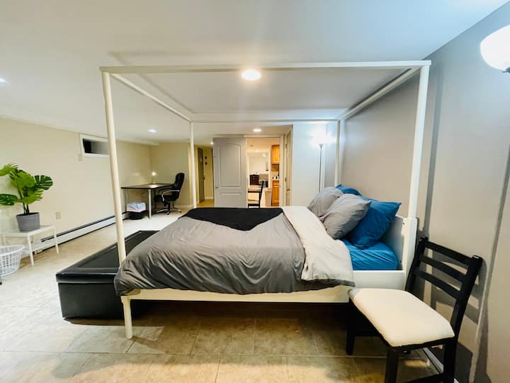 Eve’s Two Bedroom Apt & Laundry, Close To Jfk, Ubs - Long Island, NY