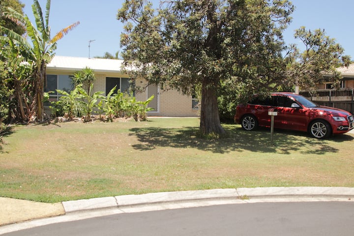 Zoe's Beach House - Coolum Beach