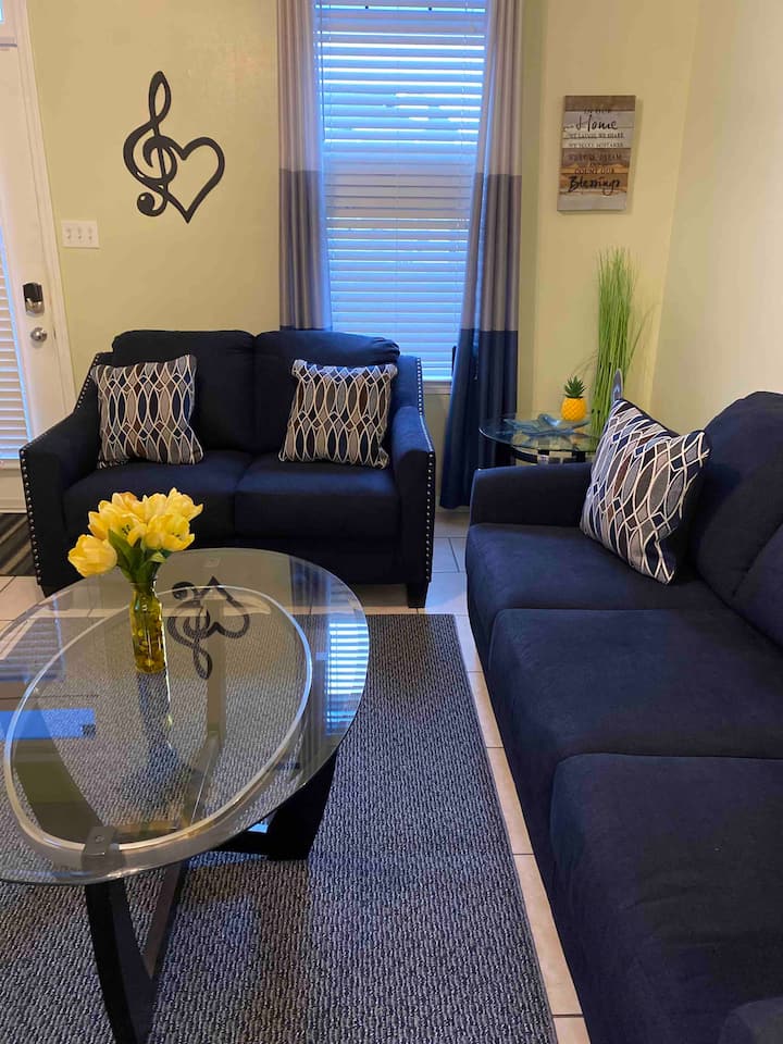 Safe-cozy-beach Townhouse-close To Events & Shops - Biloxi, MS