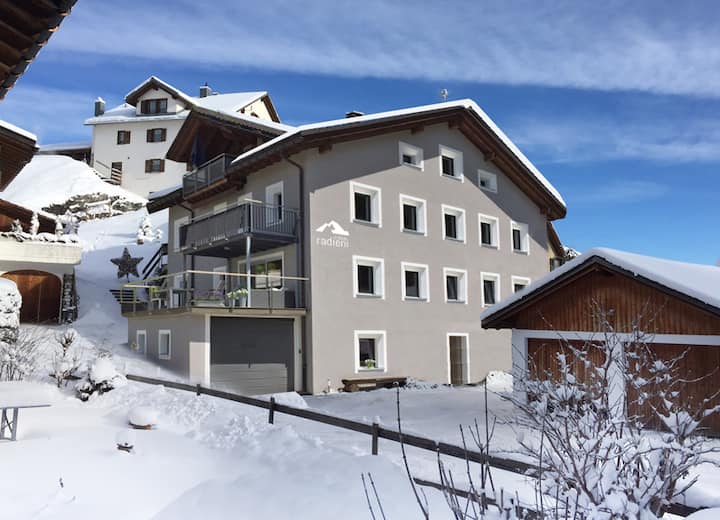 Zuckerbäckerhaus Casa Radieni/flond, Obersaxen - Falera