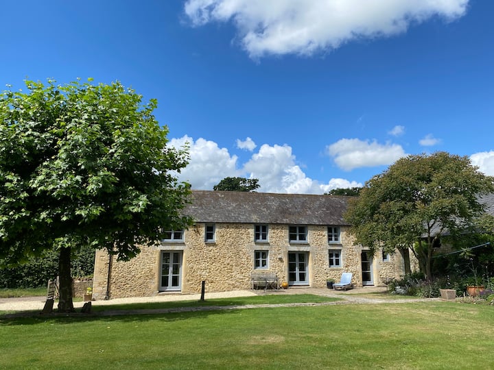Near Bruton, Somerset, Entire House, Sleeps 6-8 - Shepton Mallet