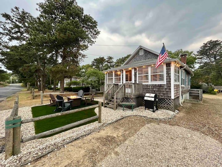 Cape  Escape - Steps To Beach & Pelham House - Dennis, MA