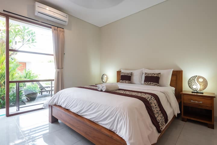 Sweet Corner Guest House - Bali