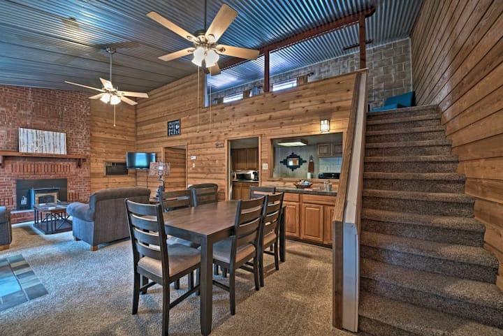 Updated Midtown Cabin (0.3) Miles From Sudderth! - Ruidoso, NM