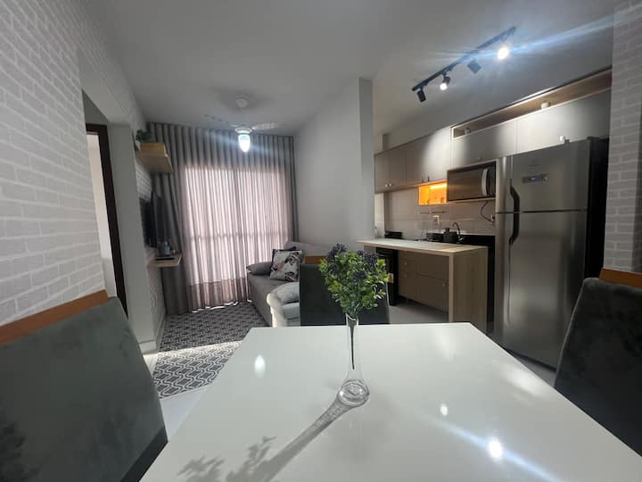 203 | Apê Bem Localizado Com Garagem Inclusa - Cuiabá