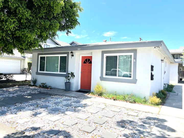 Cozy House Near Disney, Knott’s & Beach! - Anaheim, CA