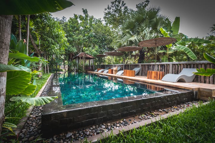 Lotus Villa - Cambodia