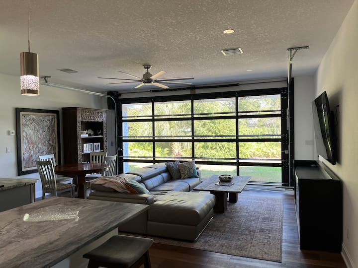 Convenient + Cozy + Quiet + Comfortable - Sarasota