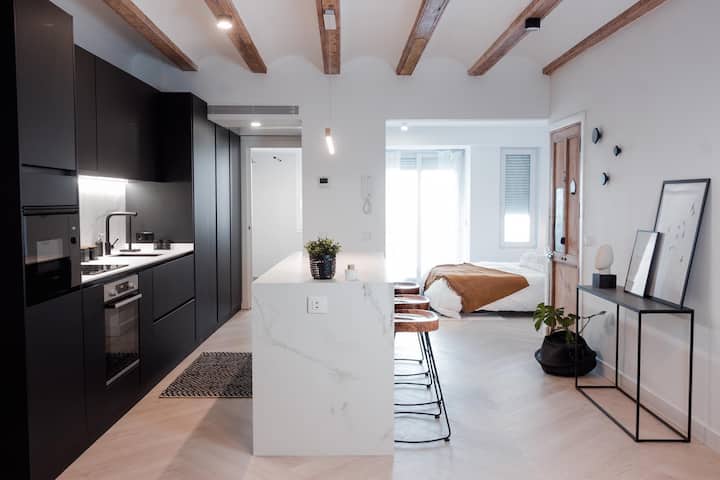 Feeling At Home In The City Center - Valencia