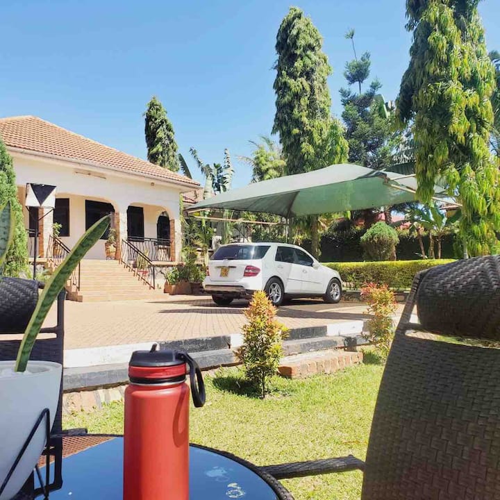 Reverie Villa - Uganda