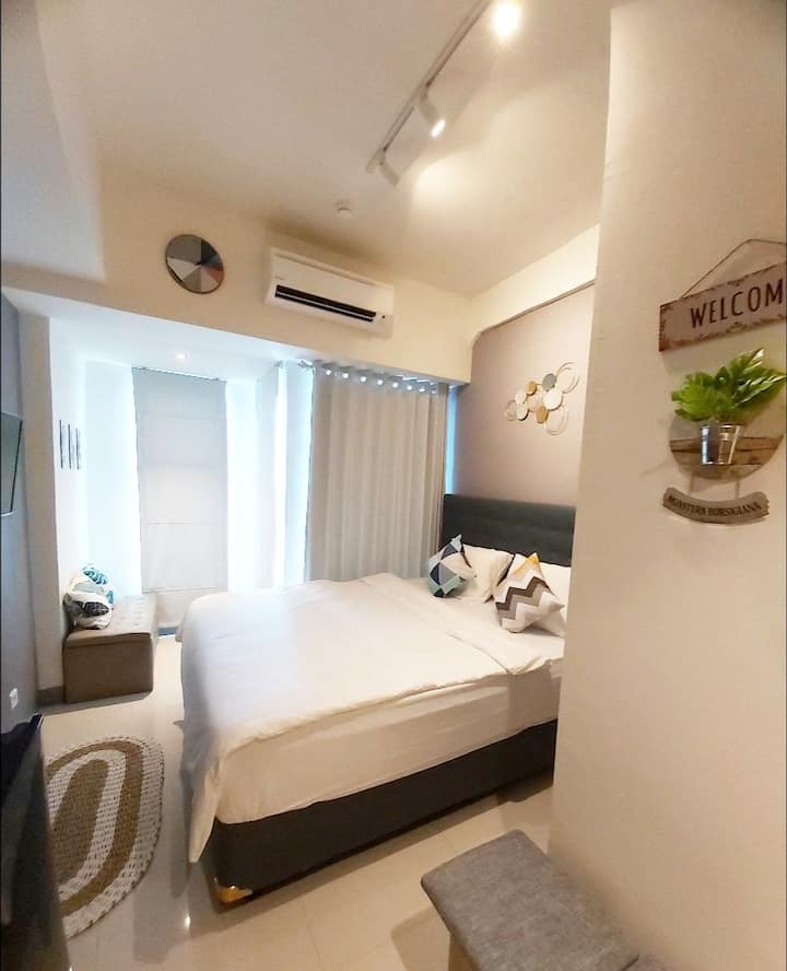 Studio Apart Amor Above Pakuwon City Mall - Surabaya