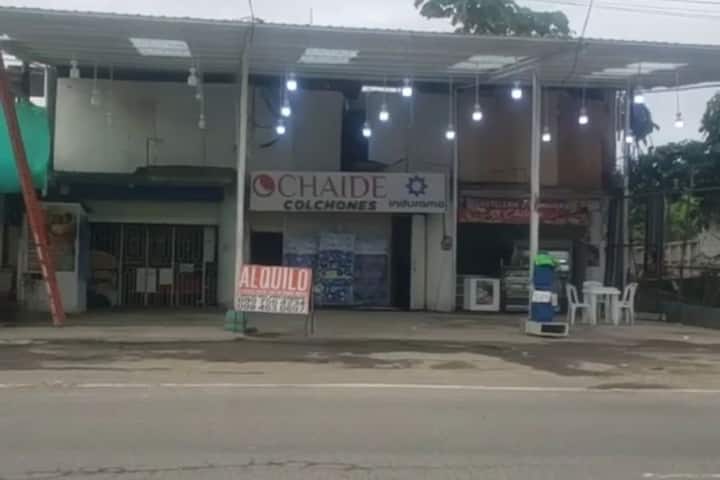 Local Vía Esmeraldas Atacame - Esmeraldas